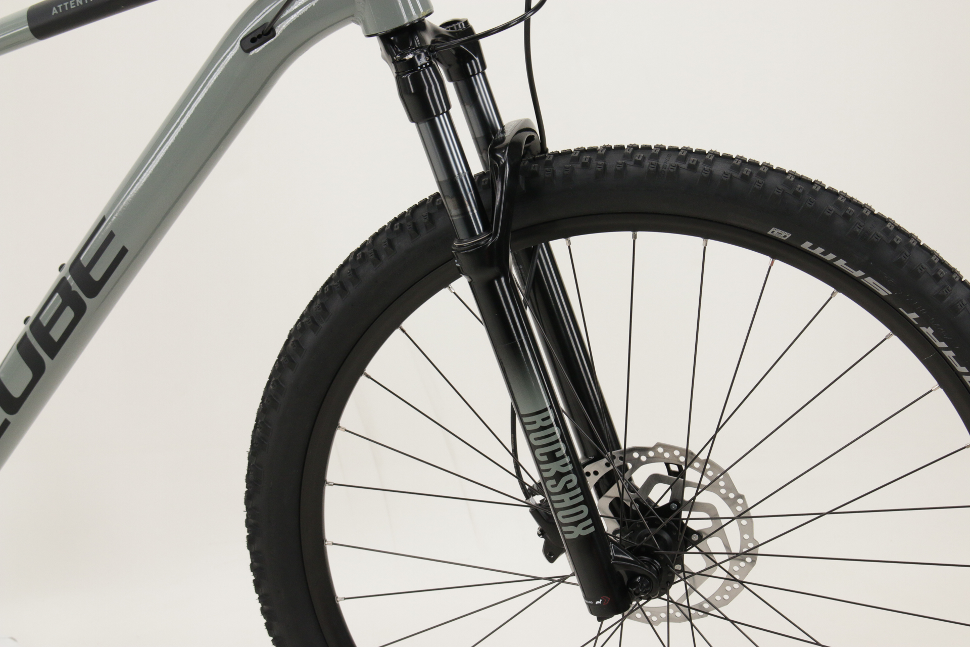 Cube Attention 29 Zoll Hardtail-MTB 22-Gang Kettenschaltung