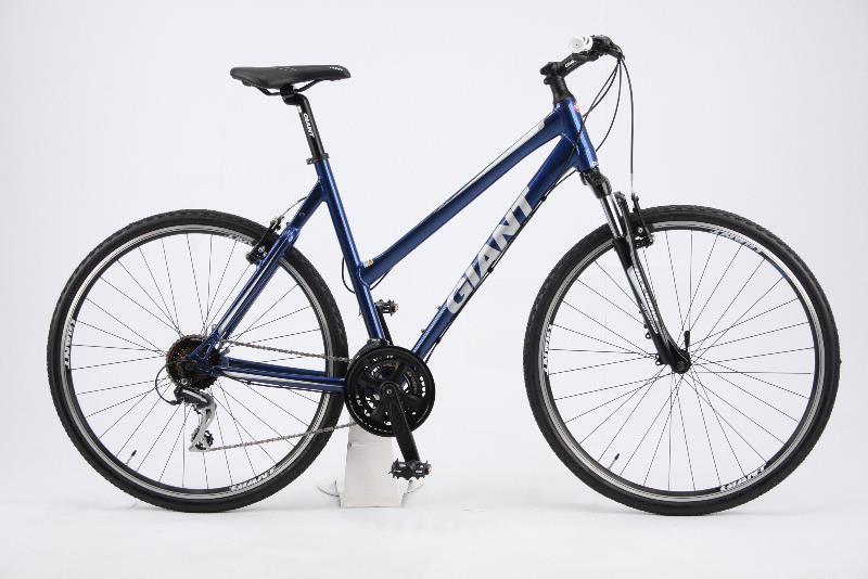 Giant 28 Zoll Damenfahrrad 24 Gang Kettenschaltung Rahmenhöhe: