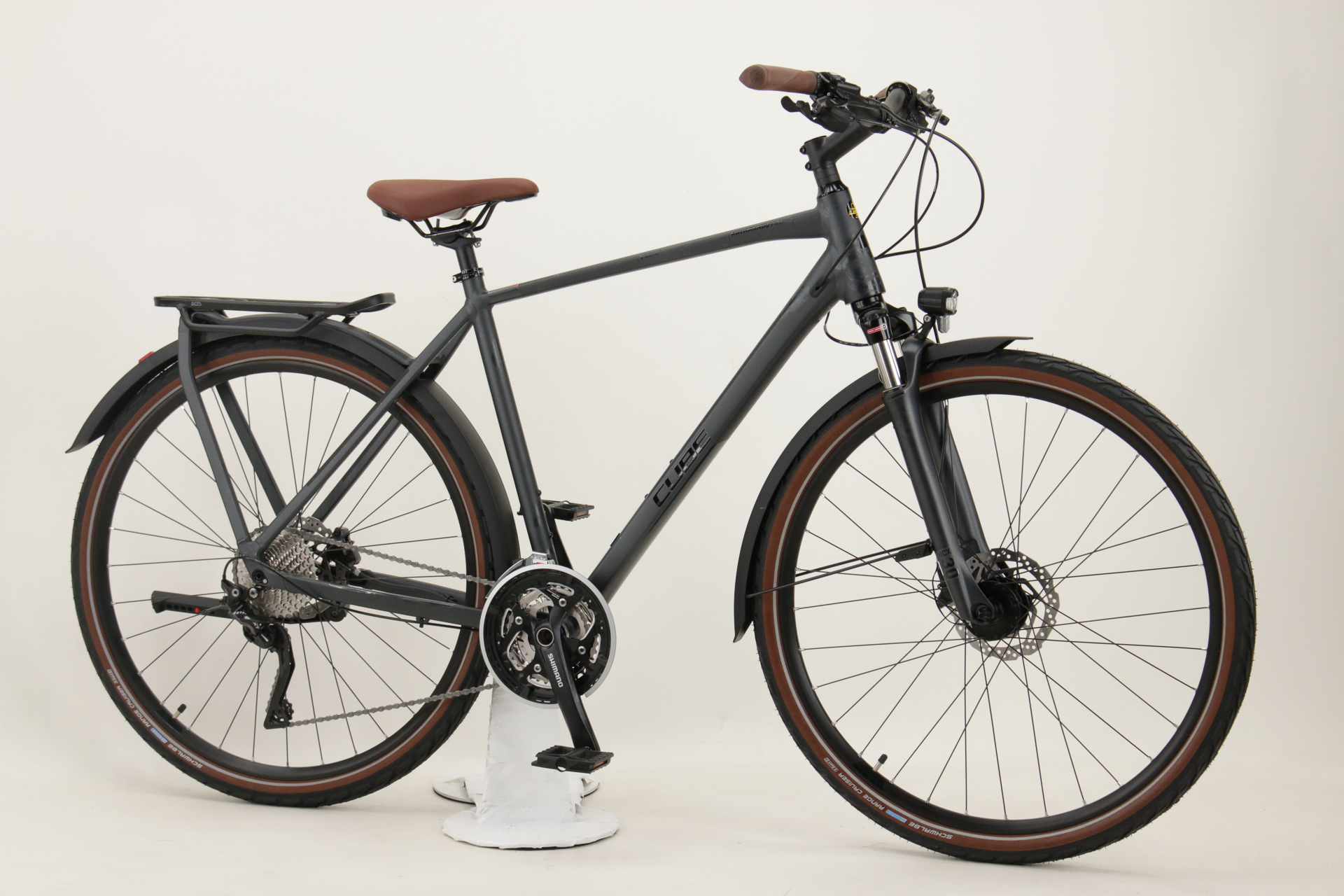Cube Kathmandu Pro 28 Zoll Herren Trekkingrad 30-Gang Kettenschaltung